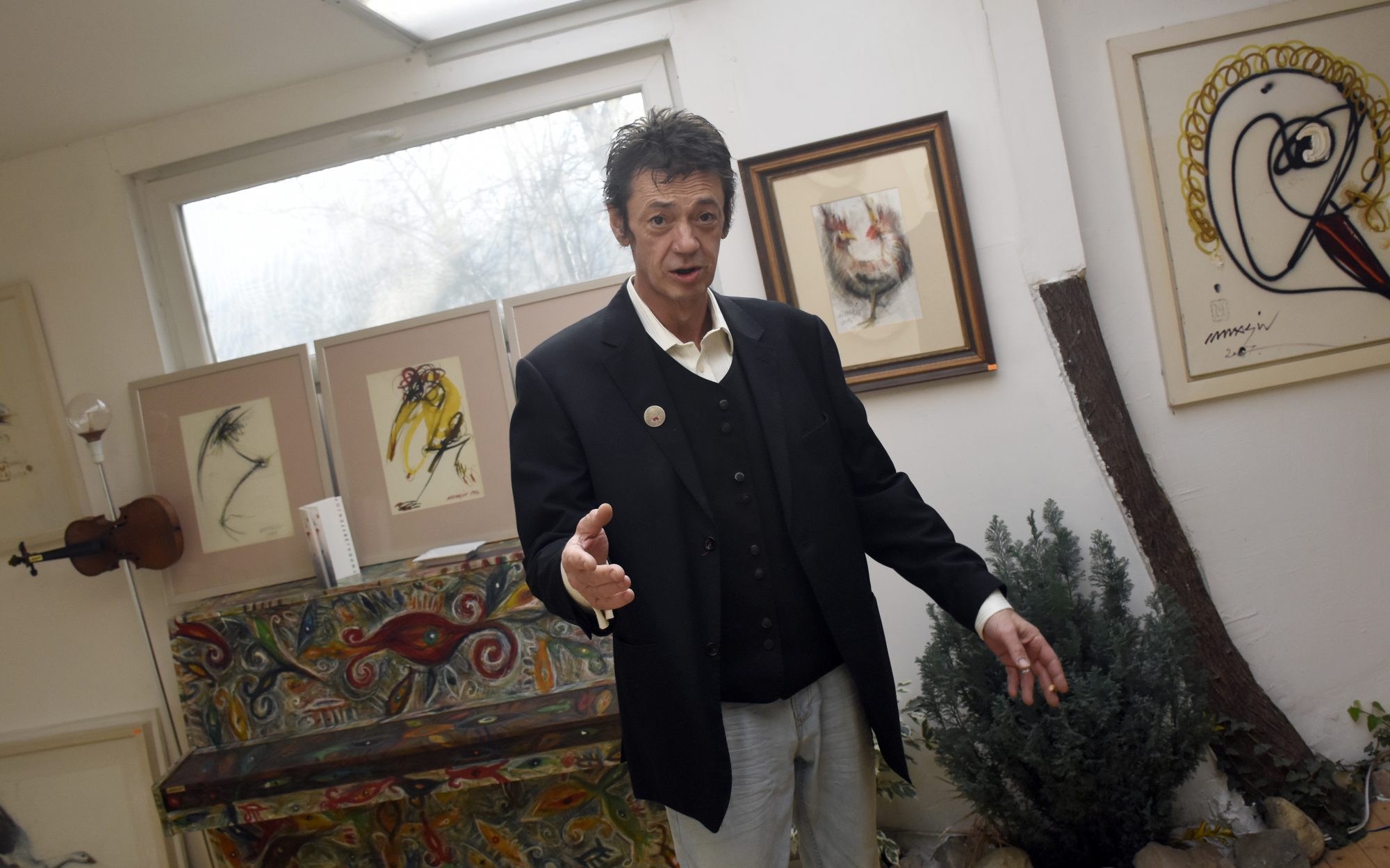 ЗДРАВ СУМ, САМО ПОДОСЛАБНАТ ПО ИЗБОРИТЕ, ВЕЛИ МИРО МАСИН СО НОВАТА ...