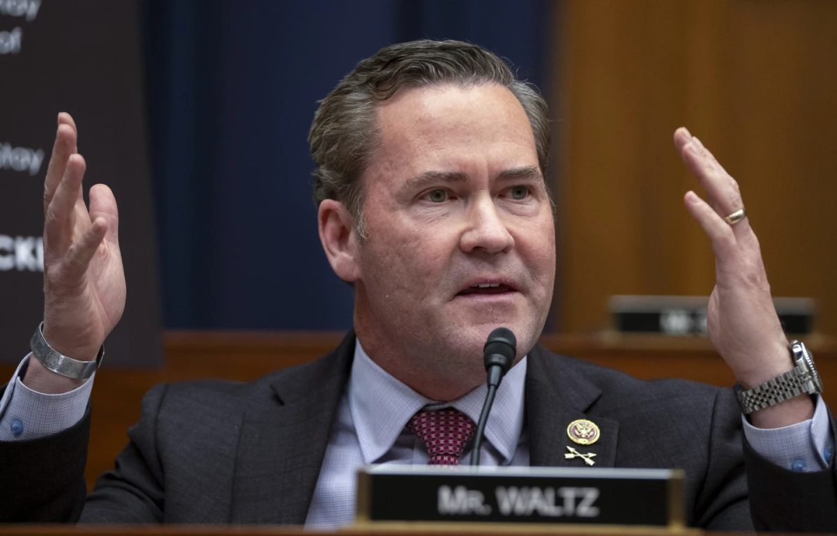 ТРАМП ГО НОМИНИРАШЕ РАЗРЕШЕНИОТ СОВЕТНИК ЗА НАЦИОНАЛНА БЕЗБЕДНОСТ МАЈК ...