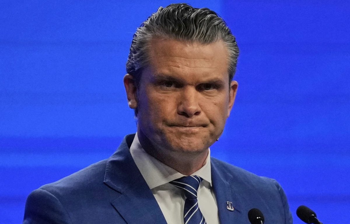 ХЕГСЕТ НЕ ДОАЃА НА СРЕДБАТА НА 50 МИНИСТРИ ЗА ОДБРАНА, САД СЕ ...